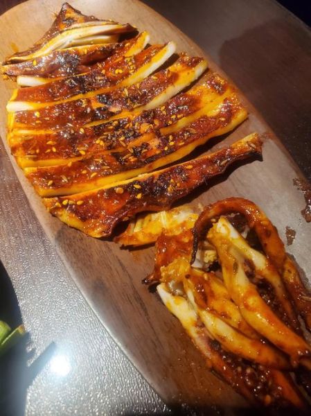 烤鱿鱼串怎么做_烤鱿鱼串腌制配方-第1张图片-山城妙识