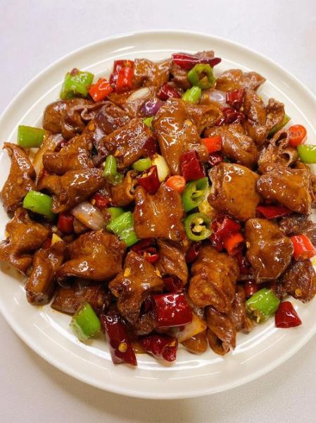 辣子鸡怎么做才正宗_辣子鸡用鸡腿还是整鸡-第3张图片-山城妙识