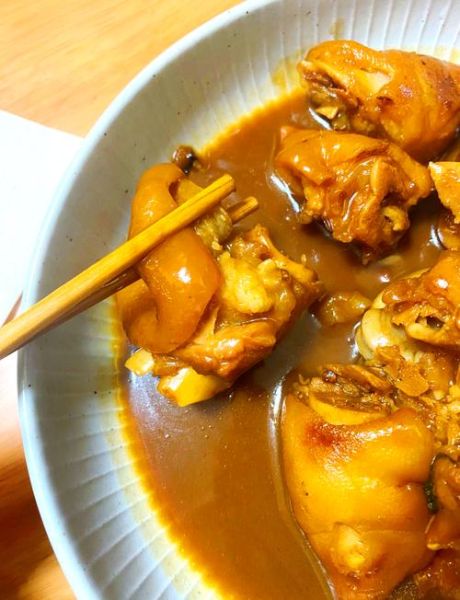 猪蹄炖什么最香_猪蹄怎么炖不腥-第1张图片-山城妙识