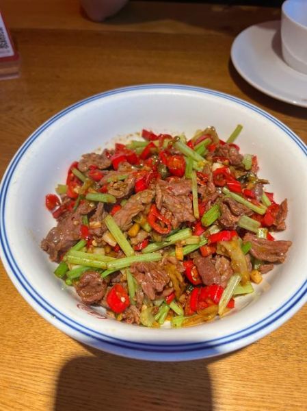 生炒牛肉怎么炒才嫩_生炒牛肉的做法大全-第2张图片-山城妙识