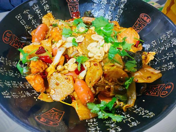 麻辣香锅配菜怎么选_十种经典搭配推荐-第2张图片-山城妙识 麻辣香锅配菜怎么选_十种经典搭配推荐-第2张图片-山城妙识