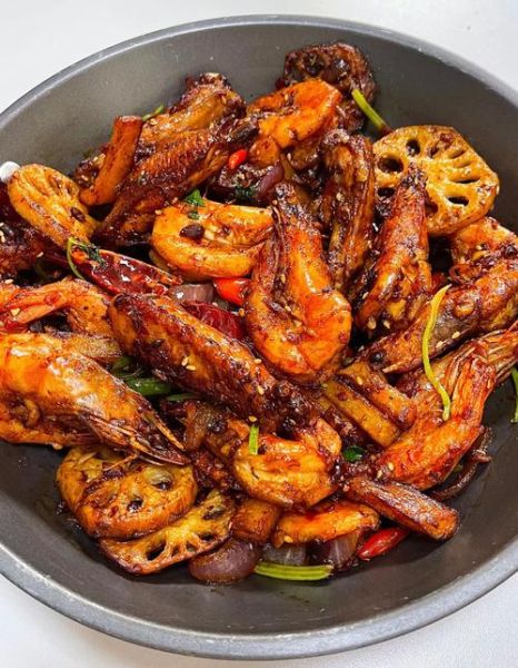 虾子干锅怎么做_虾子干锅最正宗的做法-第2张图片-山城妙识