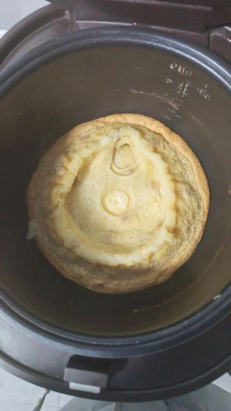 电饭煲蛋糕塌陷回缩_电饭煲蛋糕为什么回缩-第1张图片-山城妙识