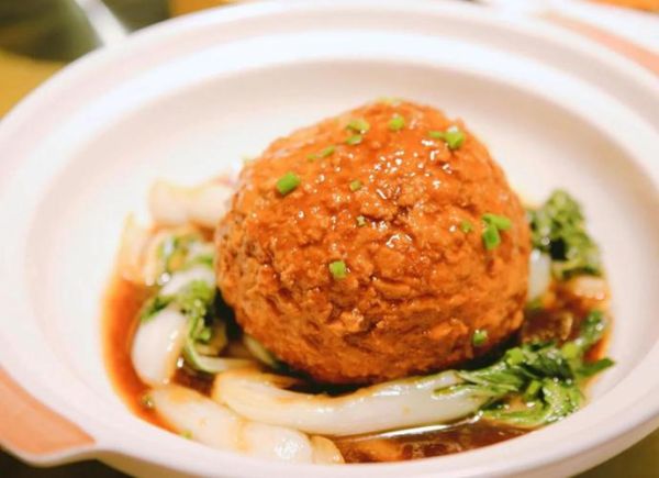 蟹粉狮子头是什么菜_蟹粉狮子头怎么做-第3张图片-山城妙识