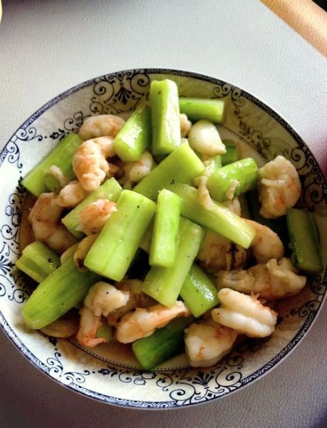 黄瓜炒虾仁热量高吗_适合减肥吃吗-第2张图片-山城妙识