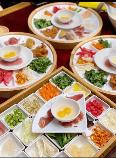 云南必吃美食有哪些_云南过桥米线怎么做-第3张图片-山城妙识