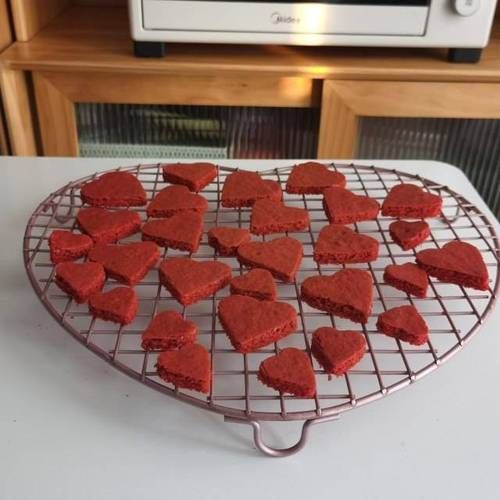 情人节爱心蛋糕怎么做_爱心蛋糕图片哪里找-第3张图片-山城妙识