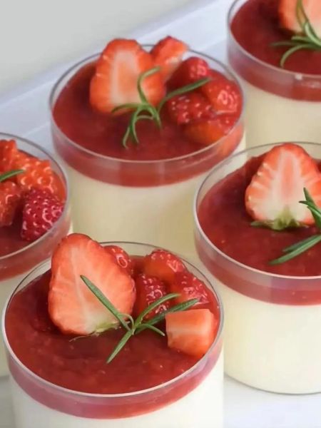 草莓牛奶果冻怎么做_草莓牛奶果冻配方-第2张图片-山城妙识