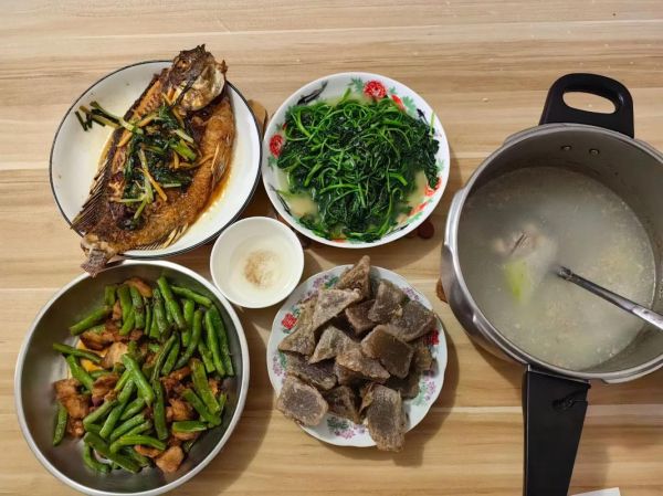 午餐菜谱家常做法_如何快速做出三菜一汤-第1张图片-山城妙识