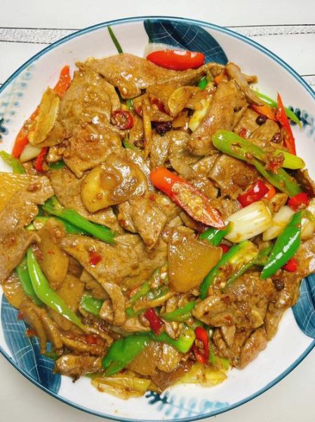 辣椒炒猪肝怎么炒才嫩_辣椒炒猪肝的家常做法-第2张图片-山城妙识