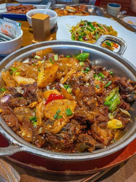 炕锅羊肉怎么做_炕锅羊肉用什么锅最好-第1张图片-山城妙识 炕锅羊肉怎么做_炕锅羊肉用什么锅最好-第1张图片-山城妙识