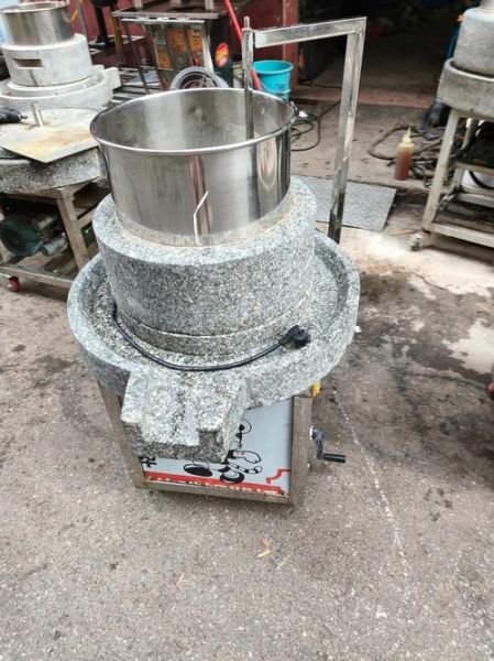 石磨肠粉机多少钱一台_家用商用价格差多少-第2张图片-山城妙识 石磨肠粉机多少钱一台_家用商用价格差多少-第2张图片-山城妙识