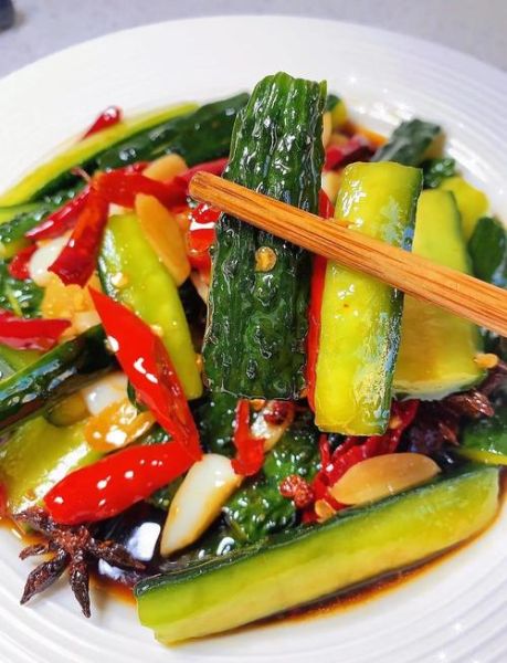 脆黄瓜怎么腌制才脆_家常腌黄瓜做法大全-第2张图片-山城妙识