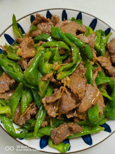 辣椒炒牛肉怎么做_辣椒炒牛肉用什么辣椒-第1张图片-山城妙识