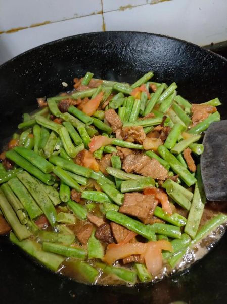 豆角焖面家常做法_豆角焖面怎么做才好吃-第1张图片-山城妙识