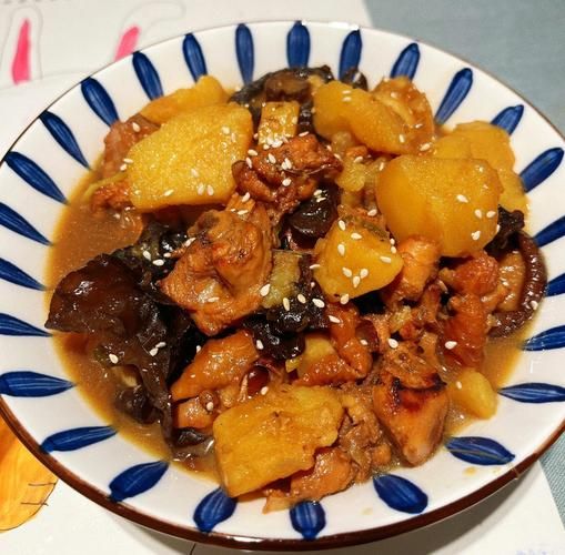 鸡腿土豆怎么做好吃_鸡腿炖土豆的做法步骤-第3张图片-山城妙识