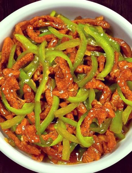 青椒回锅肉盖浇饭怎么做_青椒回锅肉盖浇饭热量高吗-第2张图片-山城妙识