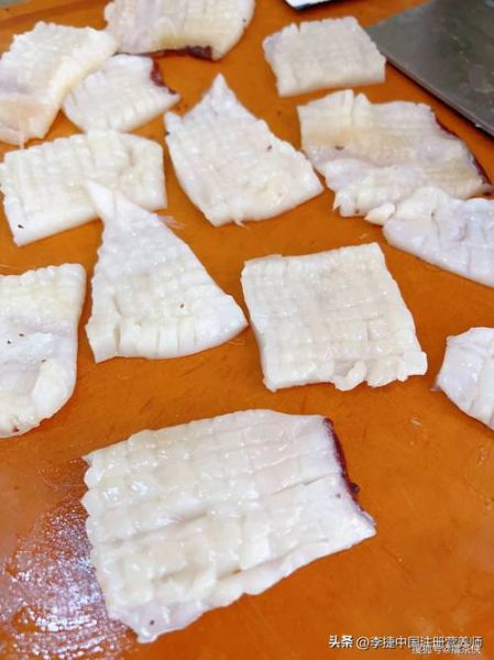 鱿鱼花怎么切_鱿鱼切花刀技巧-第3张图片-山城妙识