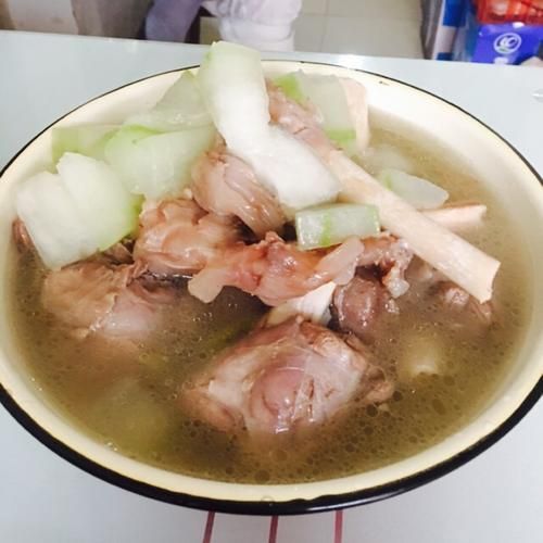 冬瓜羊排汤怎么炖不膻_冬瓜羊排汤的做法大全-第2张图片-山城妙识