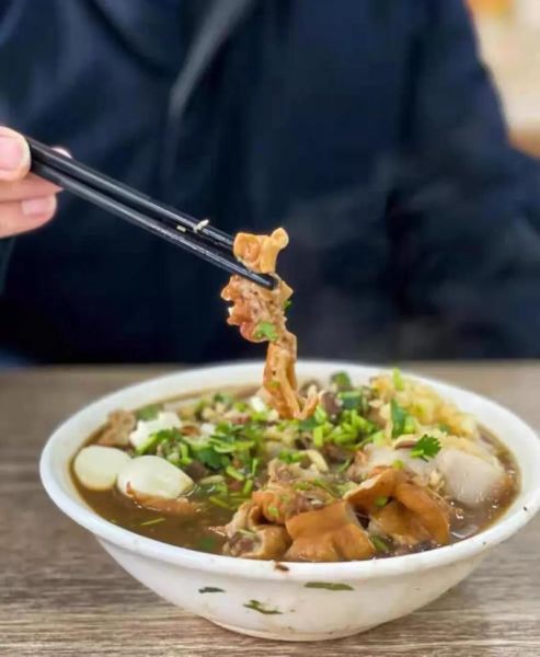 卤煮火烧是什么_正宗做法揭秘-第1张图片-山城妙识