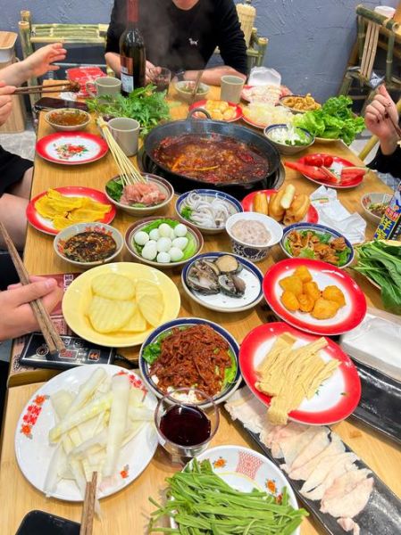 吃火锅必点的菜有哪些_吃火锅怎么点菜不踩雷-第2张图片-山城妙识