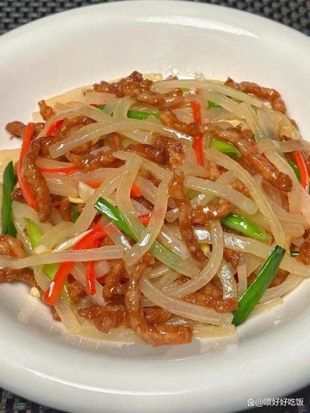 白萝卜炒肉丝怎么做_白萝卜炒肉丝用焯水吗-第3张图片-山城妙识