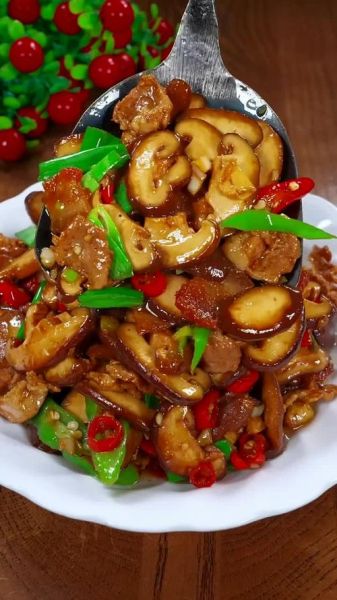 香菇炒肉怎么做_香菇炒肉怎么炒才嫩-第3张图片-山城妙识