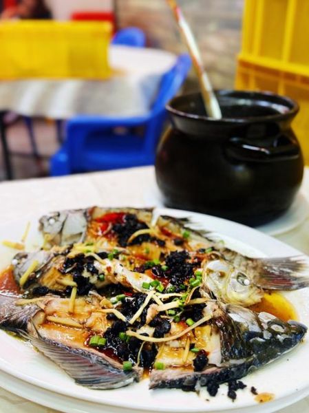 鲫鱼汤怎么炖不腥_鲫鱼汤怎么做有营养-第1张图片-山城妙识