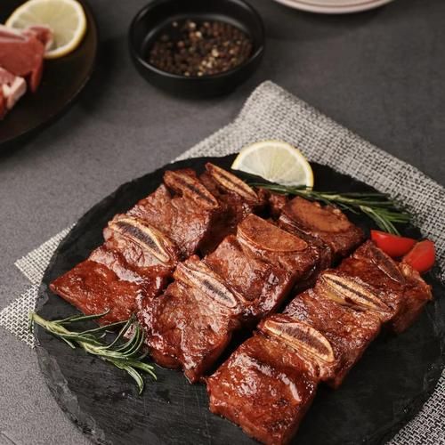 带骨牛排怎么做最正宗_带骨牛排腌制多久最好-第3张图片-山城妙识