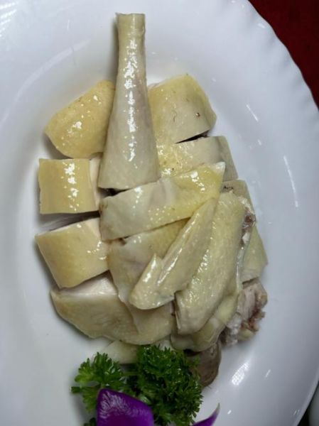 白斩鸡煮多久就熟了_白斩鸡煮几分钟口感最佳-第1张图片-山城妙识 白斩鸡煮多久就熟了_白斩鸡煮几分钟口感最佳-第1张图片-山城妙识