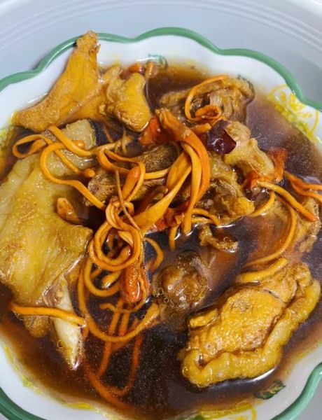 电饭煲煲鸡汤的做法_电饭煲煲鸡汤需要多久-第1张图片-山城妙识