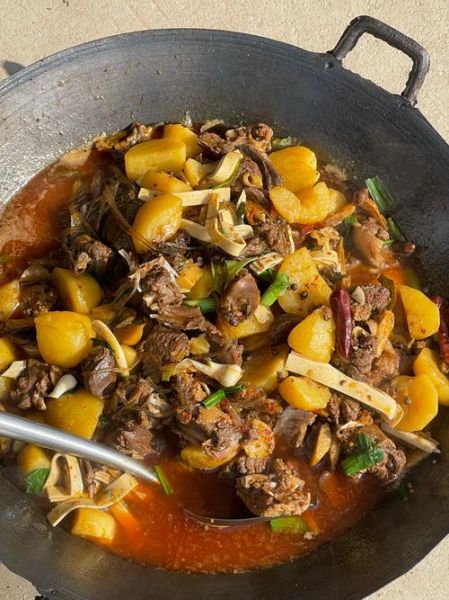 土豆炖鸡怎么做好吃_家常土豆炖鸡做法大全-第2张图片-山城妙识 土豆炖鸡怎么做好吃_家常土豆炖鸡做法大全-第2张图片-山城妙识