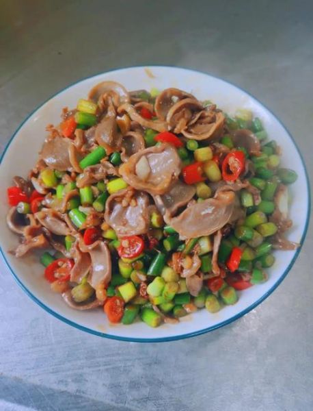 鸡胗怎么炒才好吃_鸡胗炒多久口感最佳-第1张图片-山城妙识 鸡胗怎么炒才好吃_鸡胗炒多久口感最佳-第1张图片-山城妙识