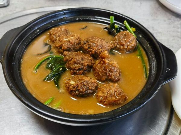 砂锅豆腐丸子怎么做_砂锅豆腐丸子汤的家常做法-第3张图片-山城妙识