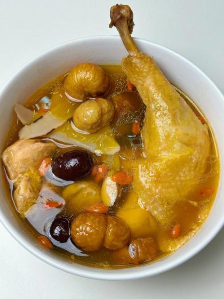 怎样炖鸡汤最好吃_家常炖鸡汤的秘诀-第3张图片-山城妙识 怎样炖鸡汤最好吃_家常炖鸡汤的秘诀-第3张图片-山城妙识