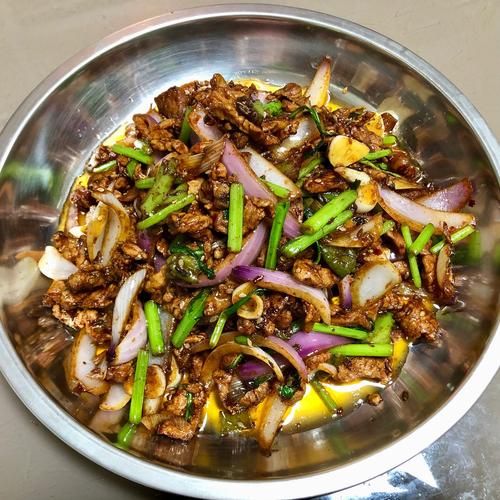 猪肉孜然肉片怎么做_孜然肉片怎样做好吃-第3张图片-山城妙识