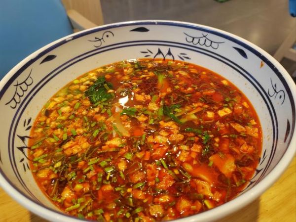 西安哪家羊肉泡馍最正宗_怎么吃才地道-第3张图片-山城妙识 西安哪家羊肉泡馍最正宗_怎么吃才地道-第3张图片-山城妙识