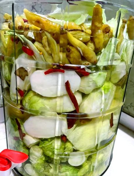 家庭泡菜最简单的做法窍门_怎么让泡菜又脆又香-第3张图片-山城妙识