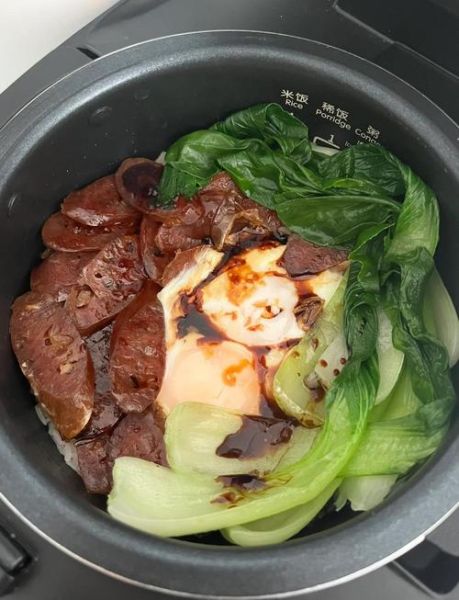 电饭煲煲仔饭怎么做_电饭煲煲仔饭视频教程-第1张图片-山城妙识