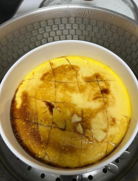 蒸鸡蛋羹怎么做才嫩滑_蒸鸡蛋羹水比例是多少-第3张图片-山城妙识