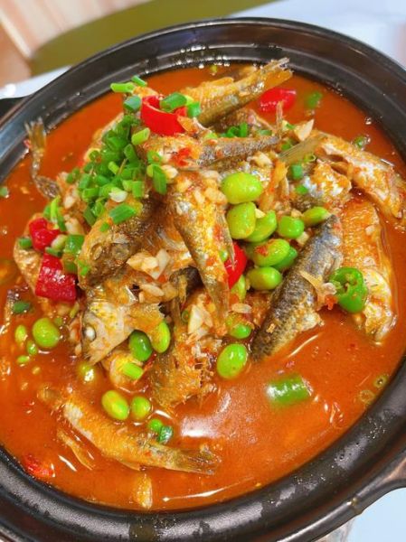 酱焖小河鱼怎么做_酱焖小河鱼的家常做法-第1张图片-山城妙识