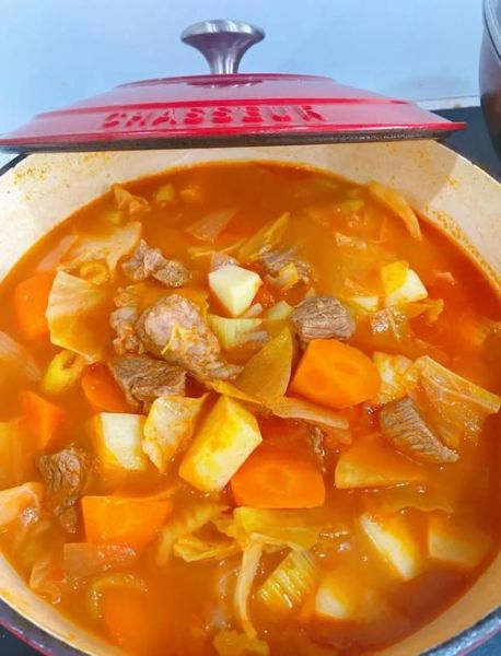 罗宋汤怎么做最正宗_正宗俄式罗宋汤需要哪些食材-第1张图片-山城妙识