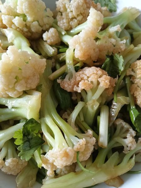 菜花怎么凉拌好吃_菜花凉菜做法窍门-第1张图片-山城妙识