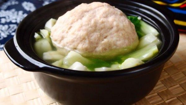 莲藕狮子头怎么做_莲藕狮子头家常做法-第2张图片-山城妙识