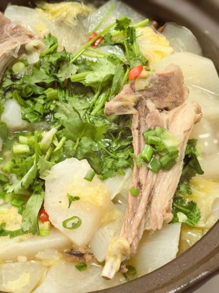 炖羊排怎么做好吃_炖羊排需要焯水吗-第2张图片-山城妙识