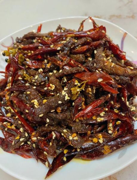 香辣牛肉最正宗的做法_香辣牛肉怎么做才够味-第1张图片-山城妙识