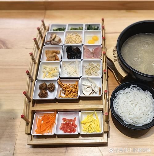 云南过桥米线配料有哪些_正宗做法需要哪些食材-第2张图片-山城妙识 云南过桥米线配料有哪些_正宗做法需要哪些食材-第2张图片-山城妙识