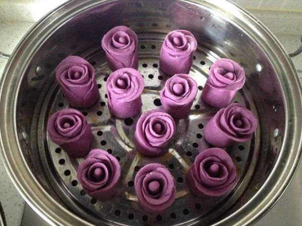 紫薯玫瑰花卷怎么做_紫薯玫瑰花卷最简单的做法-第3张图片-山城妙识 紫薯玫瑰花卷怎么做_紫薯玫瑰花卷最简单的做法-第3张图片-山城妙识