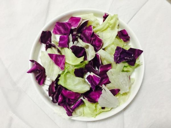 紫包菜凉拌沙拉怎么做_紫甘蓝凉拌需要焯水吗-第2张图片-山城妙识