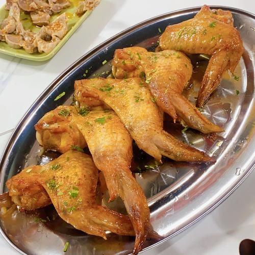 烤鸡翅配什么主食_烤鸡翅和什么主食最搭-第1张图片-山城妙识 烤鸡翅配什么主食_烤鸡翅和什么主食最搭-第1张图片-山城妙识